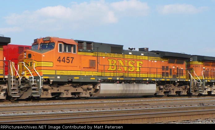 BNSF 4457
